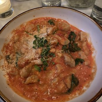 BEA - Updated June 2024 - 2633 Photos & 2955 Reviews - 403 W 43rd St ...