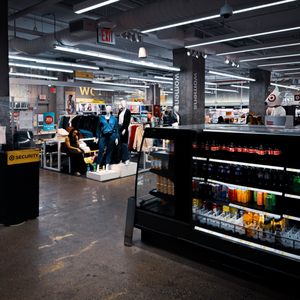 TARGET - Updated July 2025 - 39 Photos & 24 Reviews - 795 Columbus Ave ...