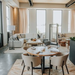 DRAWBAR - Updated July 2025 - 519 Photos & 175 Reviews - 1 Interlock ...