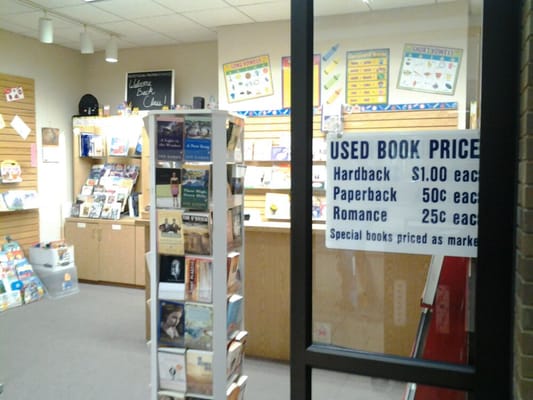 LIVONIA PUBLIC LIBRARY - Updated October 2025 - 19 Photos & 16 Reviews ...