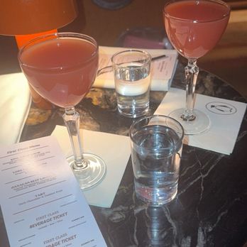 CARRY ON - Updated December 2025 - 436 Photos & 105 Reviews - 2 N ...