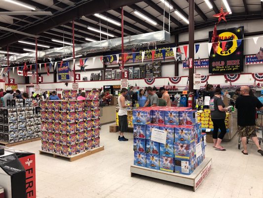 BOOMLAND - Updated September 2025 - 35 Photos & 25 Reviews - 6399 State ...