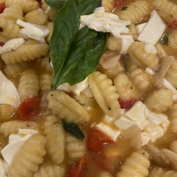 CAPRICCI PIZZERIA PANINERIA RISTORANTE - Updated May 2025 - 31 Photos ...