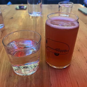 HAPPY CAMPER - Updated May 2024 - 1423 Photos & 998 Reviews - 3211 N ...