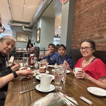 RUTHERFORD PANCAKE HOUSE - Updated December 2025 - 717 Photos & 703 ...