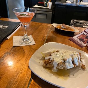 HALF SHELL OYSTER HOUSE - 181 Photos & 107 Reviews - Cajun/Creole - 109 ...