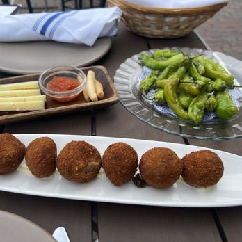 SER - Updated August 2024 - 711 Photos & 480 Reviews - 1110 N Glebe Rd ...