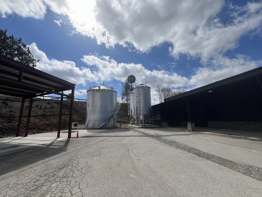 PONFEIGH DISTILLERY - Updated October 2025 - 14 Photos - 893 Stoystown ...