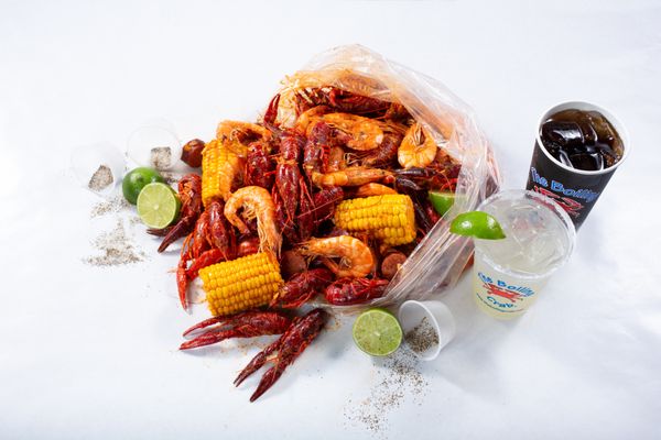 THE BOILING CRAB - Updated August 2024 - 90 Photos & 67 Reviews - 6406 ...