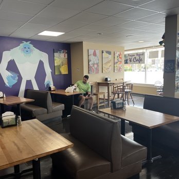 YETI FROZEN YOGURT & CAFE - Updated December 2025 - 47 Photos & 59 ...