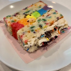 OLSEN BAKE SHOP - 44 Photos & 76 Reviews - Donuts - 1708 S 10th St ...