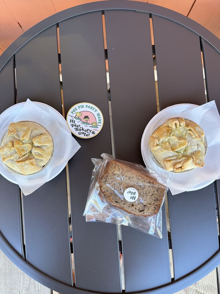 HI PIE BAKERY - Updated July 2024 - 120 Photos & 51 Reviews - 66-526 ...