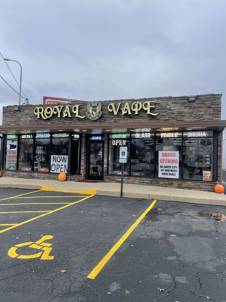 ROYAL VAPE - Updated December 2025 - 20 Photos - 3024 N University St ...