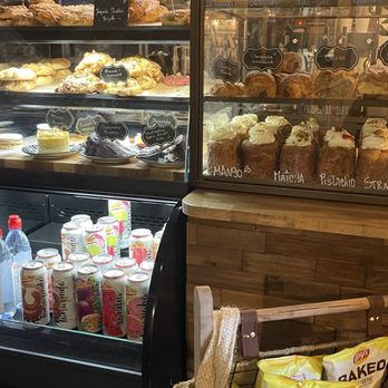 COLATTAO COFFEE HOUSE - Updated August 2024 - 429 Photos & 117 Reviews ...