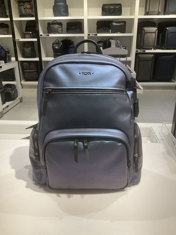TUMI OUTLET - Updated August 2025 - 1650 Premium Outlets Blvd, Aurora, Illinois - Leather Goods ...