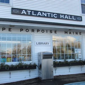 YORK PUBLIC LIBRARY - Updated December 2025 - 15 Long Sands Rd, York ...