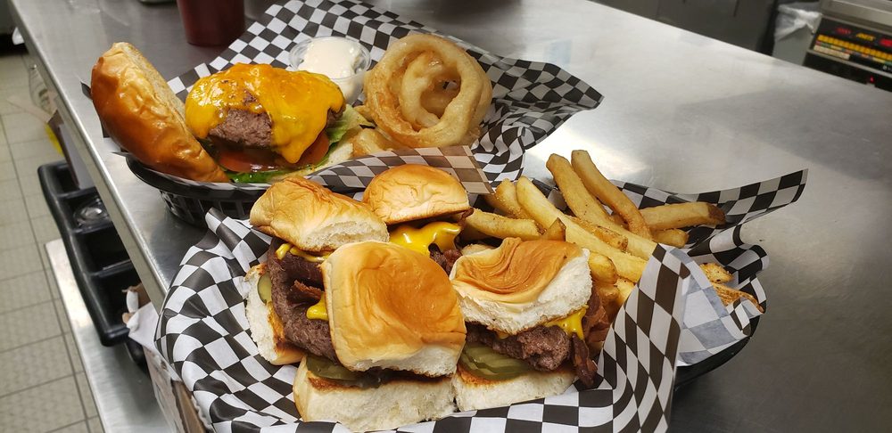 BUFFALO JOE’S GRILL AND BAR - 95 Photos & 82 Reviews - American ...