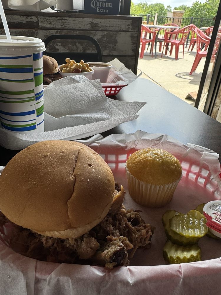 WE’LL SMOKE U BBQ - Updated May 2025 - 31 Photos & 104 Reviews - 11773 ...