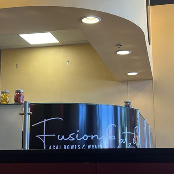 FUSION EATZ - Updated December 2025 - 134 Photos & 38 Reviews - 2825 S ...