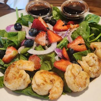 SCHOONERS GRILL POQUOSON - Updated December 2025 - 61 Photos & 37 ...