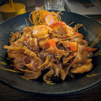 26 THAI KITCHEN & BAR - PERIMETER - Updated May 2026 - 491 Photos & 160 ...