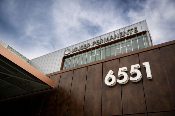 KAISER PERMANENTE SPRINGFIELD MEDICAL CENTER - Updated October 2025 ...