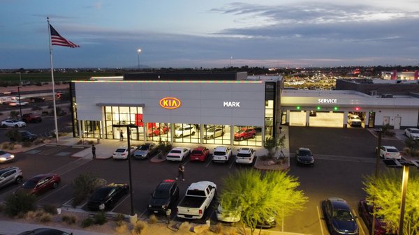 MARK KIA - Updated January 2026 - 192 Photos & 850 Reviews - 3333 N ...