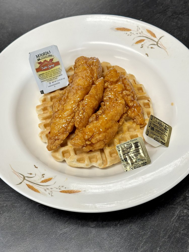 ELSA’S CHICKEN AND WAFFLES - Updated August 2025 - 32 Photos - 3705 W ...
