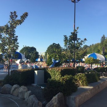 HENRY MOSES AQUATIC CENTER - Updated August 2024 - 47 Photos & 77 ...