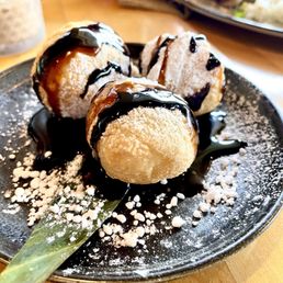 BONIFACIO - Updated July 2024 - 1081 Photos & 487 Reviews - 1577 King ...