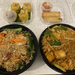 ONE TWO THAI - Updated December 2025 - 356 Photos & 237 Reviews - 153 E ...