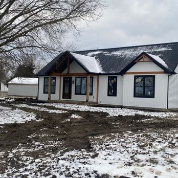 HOMEWAY HOMES - Updated October 2025 - 18 Photos - 140 E Martin Dr ...