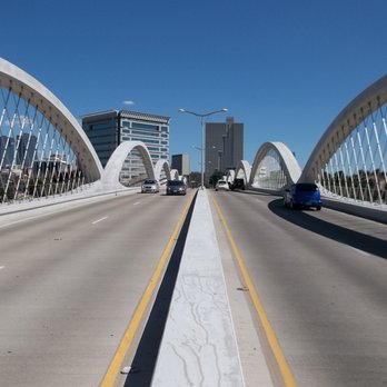 WEST 7TH STREET BRIDGE - Updated December 2025 - 17 Photos - 1700-2100 ...