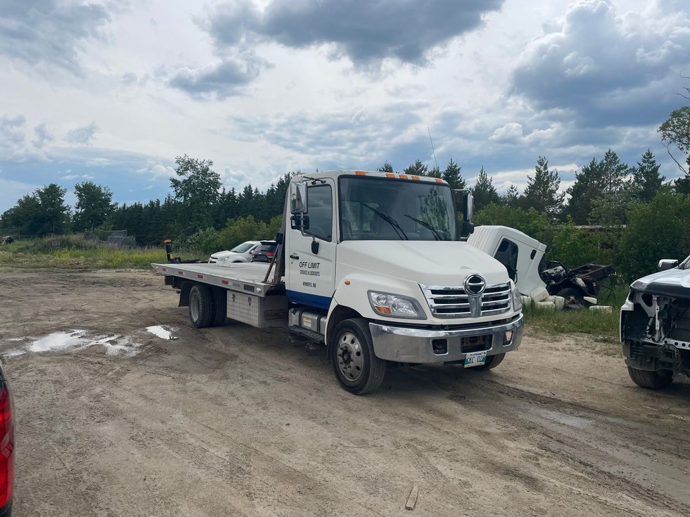 BROWN SQUARE TOWING - Updated October 2025 - 441 Carlton Street ...