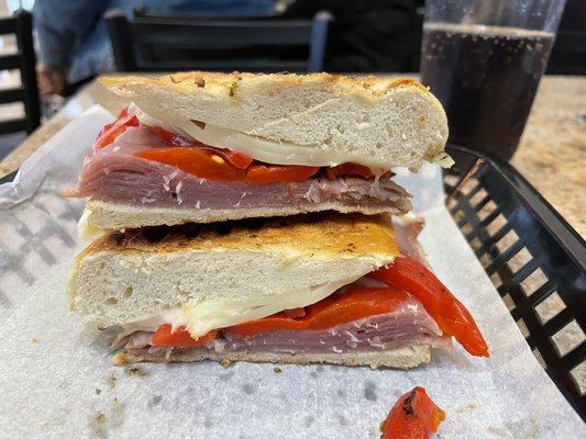 AVANTI CAFFÉ - Updated December 2025 - 103 Photos & 180 Reviews - 200 W ...