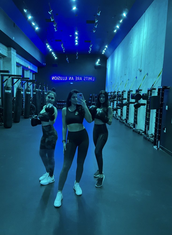 TAPOUT FITNESS MIAMI - Updated August 2025 - 14 Photos - 1334 NE 1st ...