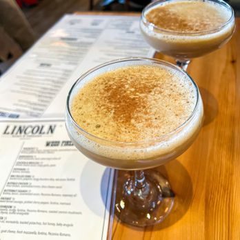 LINCOLN TAVERN & RESTAURANT - Updated September 2024 - 1214 Photos ...