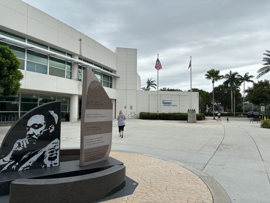 NORTHWEST REGIONAL LIBRARY - Updated August 2025 - 104 Photos & 28 ...