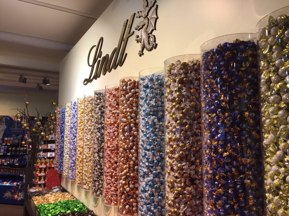 LINDT SCHOKOLADE SHOP - Updated June 2024 - Industriestrasse 180, Olten ...