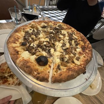 NAPLES RISTORANTE E BAR - Updated July 2024 - 4300 Photos & 6254 ...