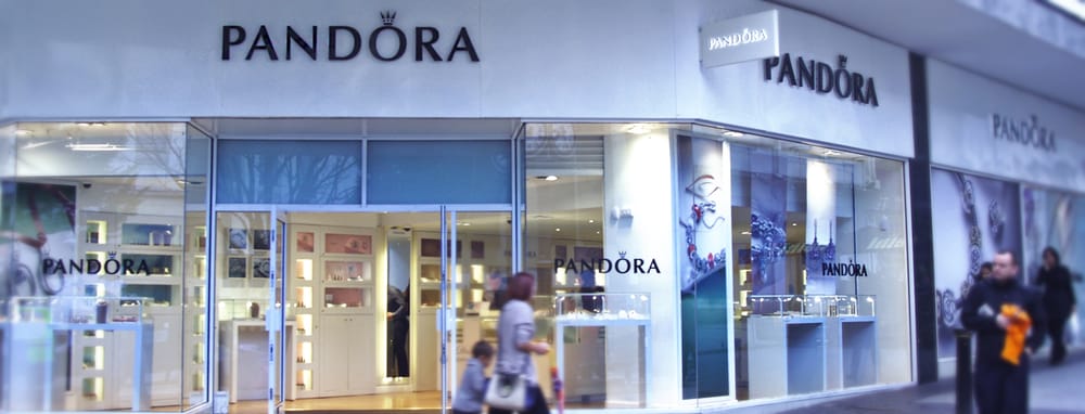 PANDORA HIGH STREET - 73 High Street, Birmingham, West Midlands, United ...