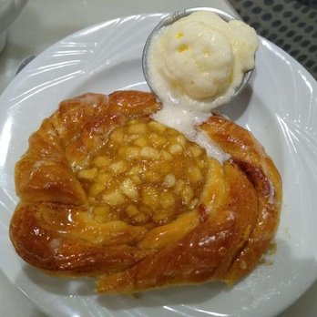 CAFÉ MILANO - 1004 Photos & 557 Reviews - 2707 S Virginia St, Reno ...