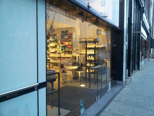 SKINS COSMETICS - Updated July 2025 - Van Oldenbarneveltstraat 137 ...