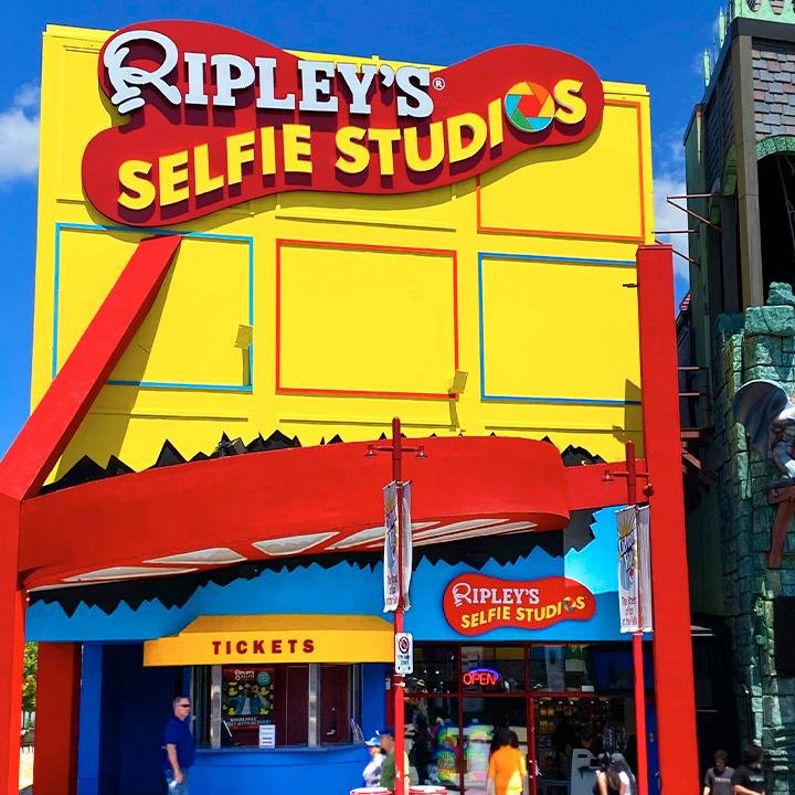RIPLEY’S SELFIE STUDIOS - Updated October 2025 - 4983 Clifton Hill ...