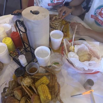 THE BOILING POT - Updated October 2025 - 268 Photos & 394 Reviews - 201 ...