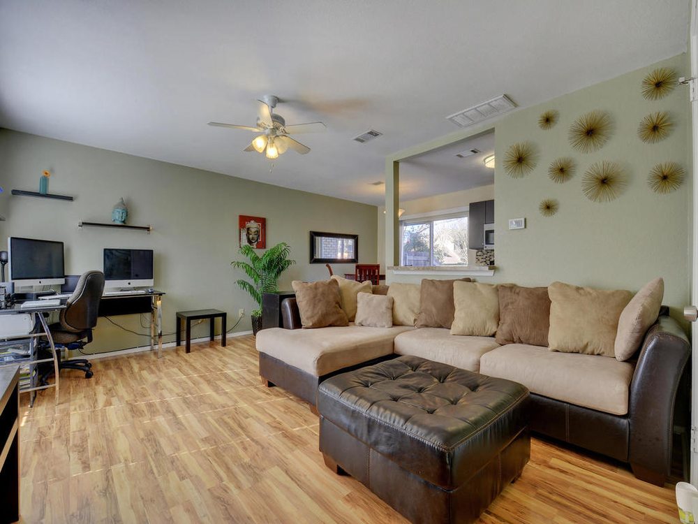 LESLIE NEGRÓN CORTESE - TEAM PRICE REAL ESTATE - 15 Photos - 7320 N ...