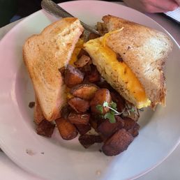 KIXI CAFE - Updated July 2025 - 850 Photos & 254 Reviews - 171 SE ...