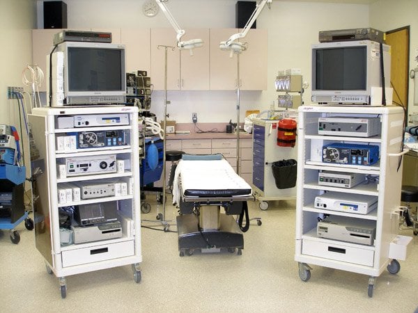 BEVERLY HILLS PLASTIC SURGERY CENTERS - Updated October 2025 - 250 N ...