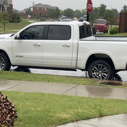 PLATINUM CHRYSLER DODGE RAM JEEP - 17 Reviews - Car Dealers - 65 Spur ...