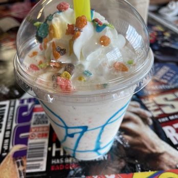 HIP HOP SWEET SHOP - Updated July 2025 - 132 Photos & 25 Reviews - 516 ...